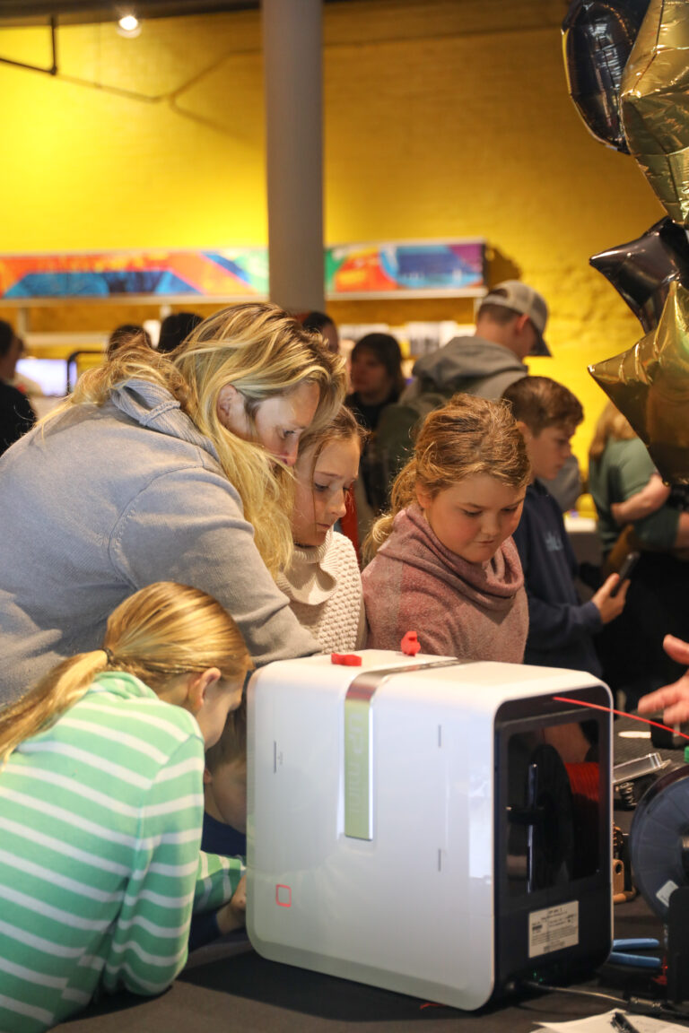 Science Celebrations - Kentucky Science Center